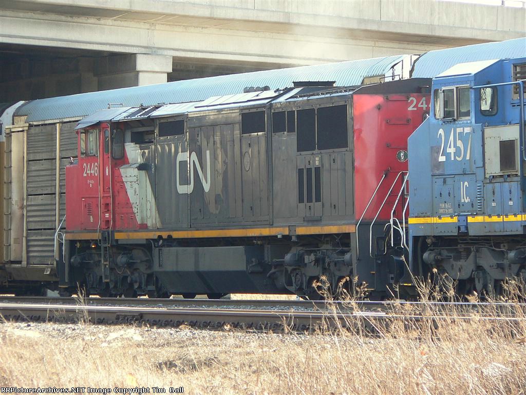 CN 2446
